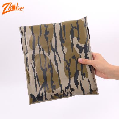 China Zhihe Custom Eco-Friendly Shipping Bags Waterproof and Compostable Mailing Envelopes for Clothes Tear Resistance Poly Material for sale