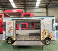China Electric Cart Mobile Snack Bread Food Truck for Winery and Food Beverage Application for sale