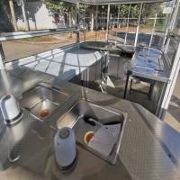 China 40kms per hr Mobile Food Carts Hot Dog Vending Trailer with Optional Configuration for sale