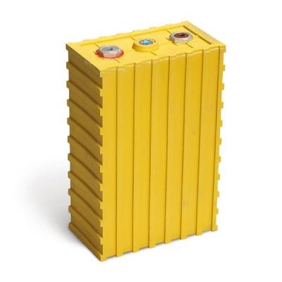 China 12V 100ah Lifepo4 Lithium Battery with 10 Years Warranty for Solar Energy and AGV for sale
