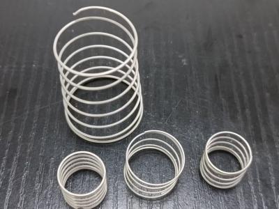China Precision Compression Springs Steel Material Anti Rust Light Duty Customizable for sale