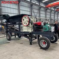 China Small Portable Gold Mining Equipment 10-100tph Capacity Quarry Mobile Crushing Machine for sale