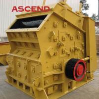 China Limestone Basalt Ore 10-30 Ton Per Hour Tracked Mobile Impact Stone Crusher Equipment for sale