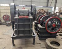 China PE250x400 PE200x300 Diesel Engine Mobile Jaw Crusher for sale