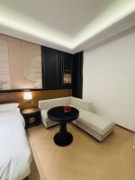 China OEM ODM Hotel Guest Room Furniture Oriental Modern Hotel Furniture Luxury for sale