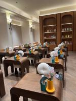 China Modern Classic Luxury Hotel Furniture Refined Natural Hotel Lobby Furniture Custom Colors for sale