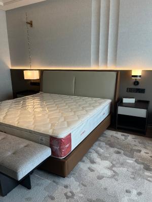 China Luxury Homestay Furniture Wood Veneer Bedroom Furniture Custom Colors for sale