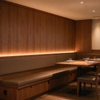 China Luxury Boutique Hotel Furniture Minimalist Hotel Room Furniture Packages Custom Finishes for sale
