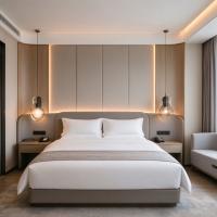 China Boutique Hotel Guest Room Furniture Custom Made Hotel Room Furniture Warm Finishes for sale