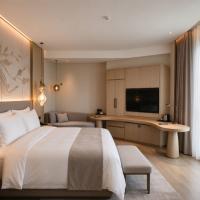 China Boutique Hotel Guest Room Furniture Custom Made Hotel Room Furniture Warm Finishes for sale