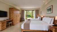 China Resort Custom Hotel Furniture Family Friendly Hotel Suite Furniture Set for sale