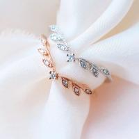 China Diamond Wedding Unique Engagement Rings 14K Yellow Gold Jewelry for sale