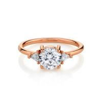 China RD 4mm Round Natural Diamond Ring , Claw Setting 18k Gold Wedding Band for sale