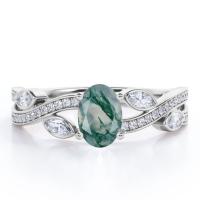 China Crossover Over Shaped Opaque Milky Moss Green  Agate Engagement Ring In 18K Filigree Engagement Ring for sale