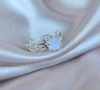 China New Style 925 Sterling Silver Blue Moonstone Engagement Rings Round Moonstone Wedding Ring Set for sale
