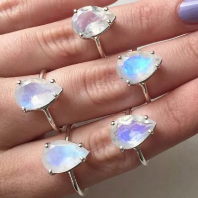 China 925 Sterling Silver Natural Blue Moonstone Ring Moonstone Jewelry Design for sale