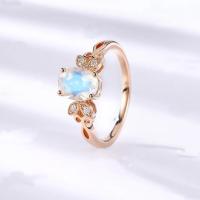 China 925 Sterling Silver Rose gold 1 Carat Flower Halo Ring Rainbow Moonstone Ring for sale