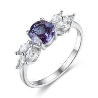 China 925 Sterling Silver Rose gold 1 Carat Flower Halo Ring Rainbow Moonstone Ring for sale