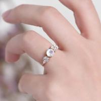 China 925 Sterling Silver Rose gold 1 Carat Flower Halo Ring Rainbow Moonstone Ring for sale