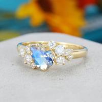 China 14K Yellow Gold Bridal Antique Promise Anniversary Gift for Women Pear Shaped Moonstone Engagement Ring for sale