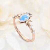 China Natural Moonstone Gemstones 925 Silver Anniversary Jewelry Rings Genuine Pear Cut for sale