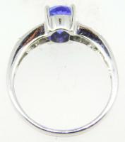 China 14k White Gold Oval Genuine Natural Tanzanite Ring with CZ for sale