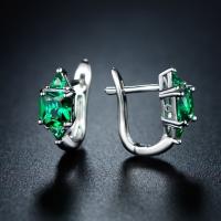 China Sterling Silver Emerald Cushion Stud Earrings: May Birthstone for Women for sale