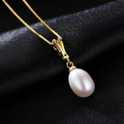 China Freshwater Pearl Pendant Necklace in 925 Sterling Silver For Women for sale