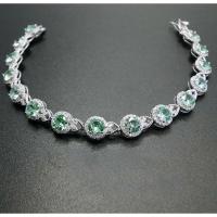China 925 Sterling Silver Elegant Women Bracelet Pave Setting Green Spinel Bangle for sale