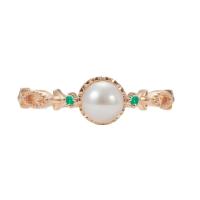 China Plated Natural Freshwater Round Cut Pearl Green Emerald Vintage Engagement Ring In Sterling Silver for sale