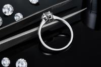 China Main Stone Round Pattern Cut 9k Moissanite 925 Silver Women Ring for sale