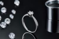 China Milgrain Moissanite Engagement Ring 14K White Gold Moissanite Ring Vintage Engagement Ring for sale