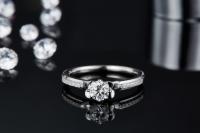 China Flower Cut  Moissanite Engagement Ring Unique 14KN White Gold Ring Moissanite Engagement   Ring for sale