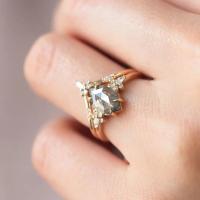 China 925 Silver Hexagon Cut Salt and Pepper Diamond Moissanite Ring Curved Matching Women Ring Sets for sale