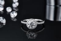 China 925 Sterling Silver Jewelry Moissanite Engagement Rings Round Shaped Dainty Band Ring for sale