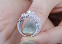 China OEM ODM Natural Diamond Wedding Rings , Halo Style Promise Rings 6.5mm Dimension for sale