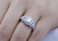 China OEM ODM Natural Diamond Wedding Rings , Halo Style Promise Rings 6.5mm Dimension for sale