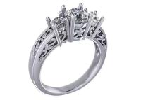 China 0.8ct 14k Solid Gold Jewellery , Prong Setting RD5.85mm Diamond Three Stone Ring for sale