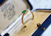 China 0.51ct Natural Green Emerald Ring , 18K Gold Diamond Ring for Wedding for sale