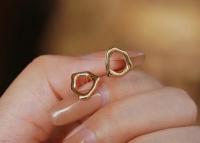 China Irregular Circle 9k Gold Earrings 8mm Dimension for Anniversary for sale