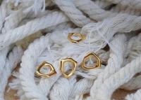 China Irregular Circle 9k Gold Earrings 8mm Dimension for Anniversary for sale