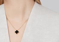 China Black Onyx 18k Solid Gold Necklace 10mm Size Prong Setting Type for sale