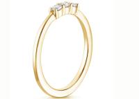 China Stone Size 3mm 14K Yellow Gold Jewelry , 3 Stone Engagement Ring Claw Setting Type for sale