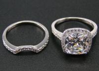 China Halo 1.0ct Diamond Engagement Wedding Rings 53PCS Prong Setting Type for sale