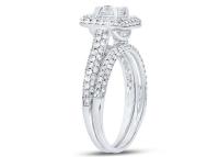 China 14K Yellow Gold Square Cut Promise Rings 0.8ct Three Stone for sale
