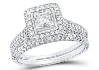 China 14K Yellow Gold Square Cut Promise Rings 0.8ct Three Stone for sale