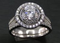 China 1.25 Ct Round Halo Wedding Ring Sets OEM for Engagement Prong Setting Type for sale