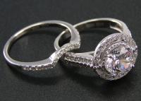 China 1.25 Ct Round Halo Wedding Ring Sets OEM for Engagement Prong Setting Type for sale