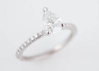 China White Gold Real Diamond Jewellery Ring 1.33ct Pear Cut PS 6×8mm For Engagement for sale