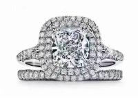 China OEM Cushion Cut Halo Wedding Ring Set with 66pcs 1.2ct Diamond for sale